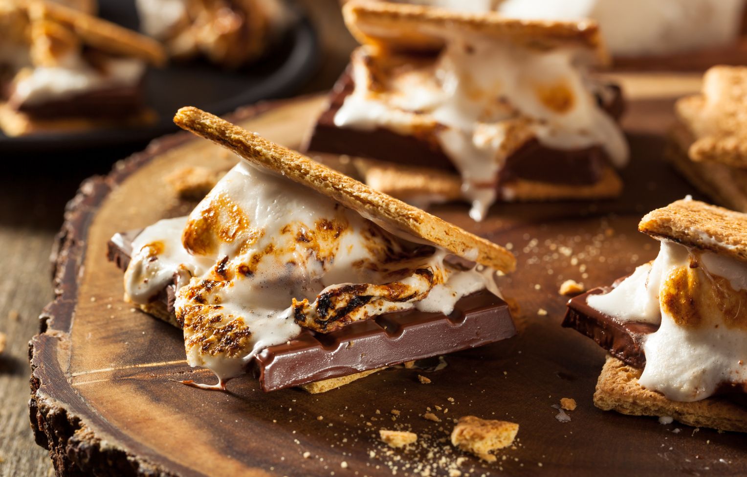5 Different Ways to Stack Up Your S’mores – RVLock